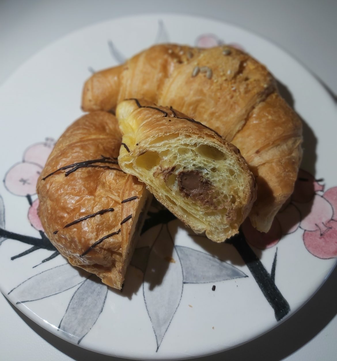 Simple Italian Pastry Made To Impress - ItalianNotebook - Italy Travel Blog