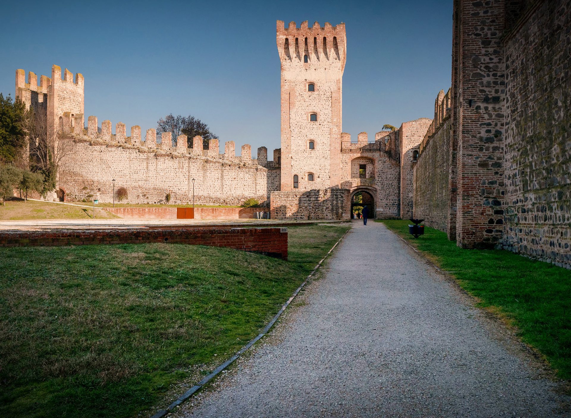 Medieval Castles You Don’t Want to Miss! - ItalianNotebook - Italy ...