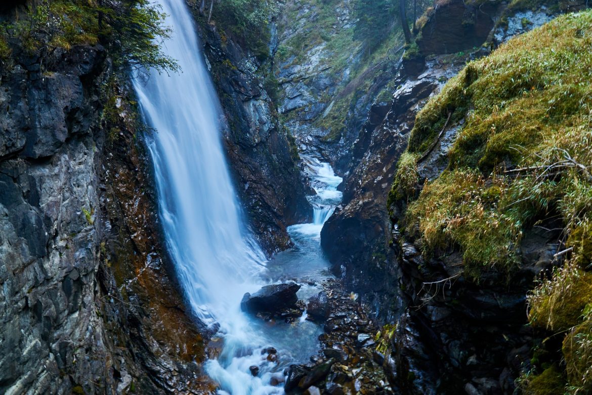Discover the Majestic Waterfalls of Italy: A Natural Wonder Worth ...