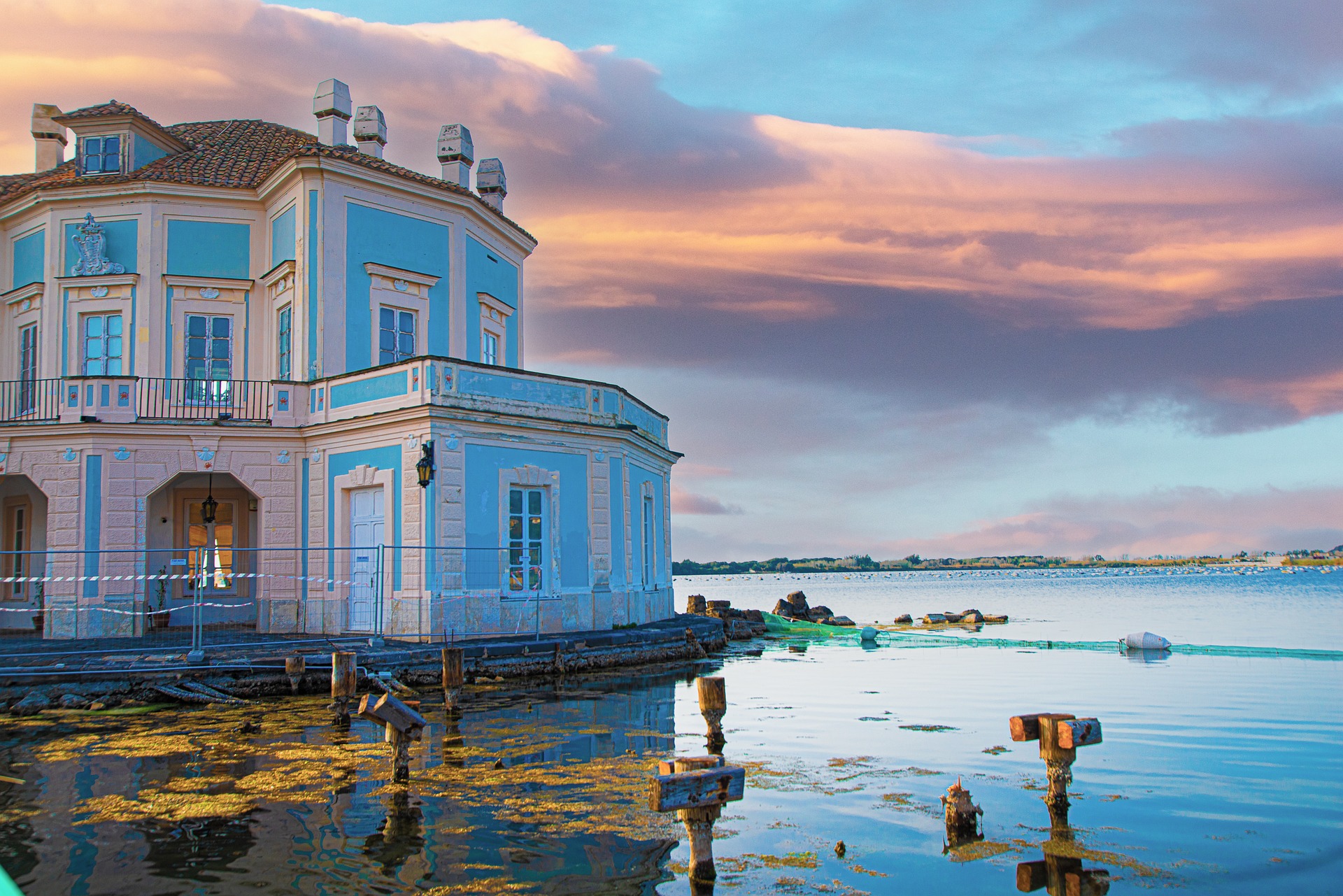 Unraveling the Beauty and Culture of Bacoli, Italy - ItalianNotebook ...